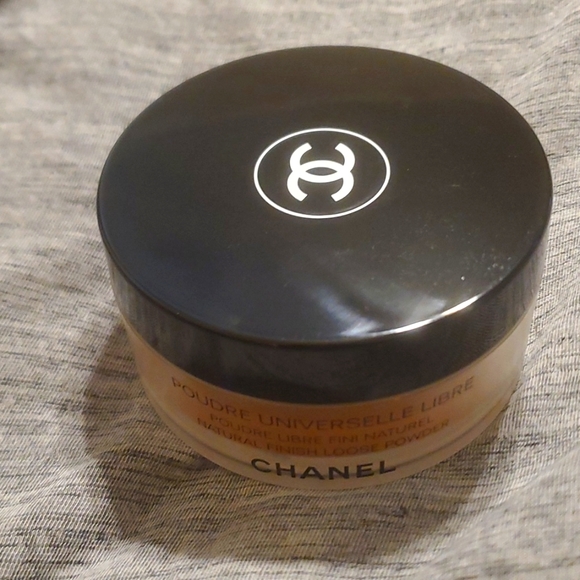 CHANEL | Makeup | Chanel Finishing Powder | Poshmark